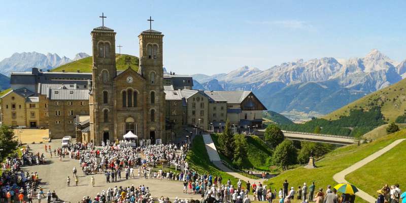 La Salette au coeur des Alpes en Isère | Villes Sanctuaires en France